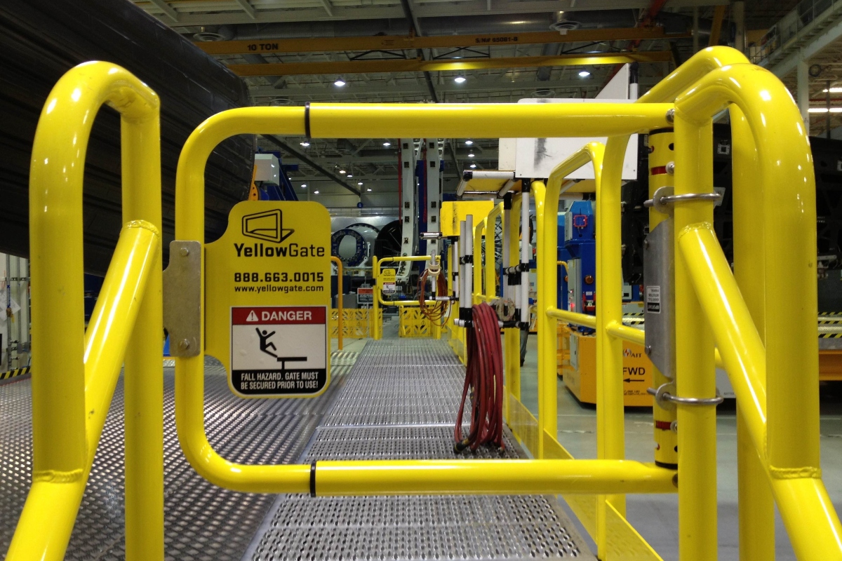 US oil refiner sets the standard for working at height access solutions ...