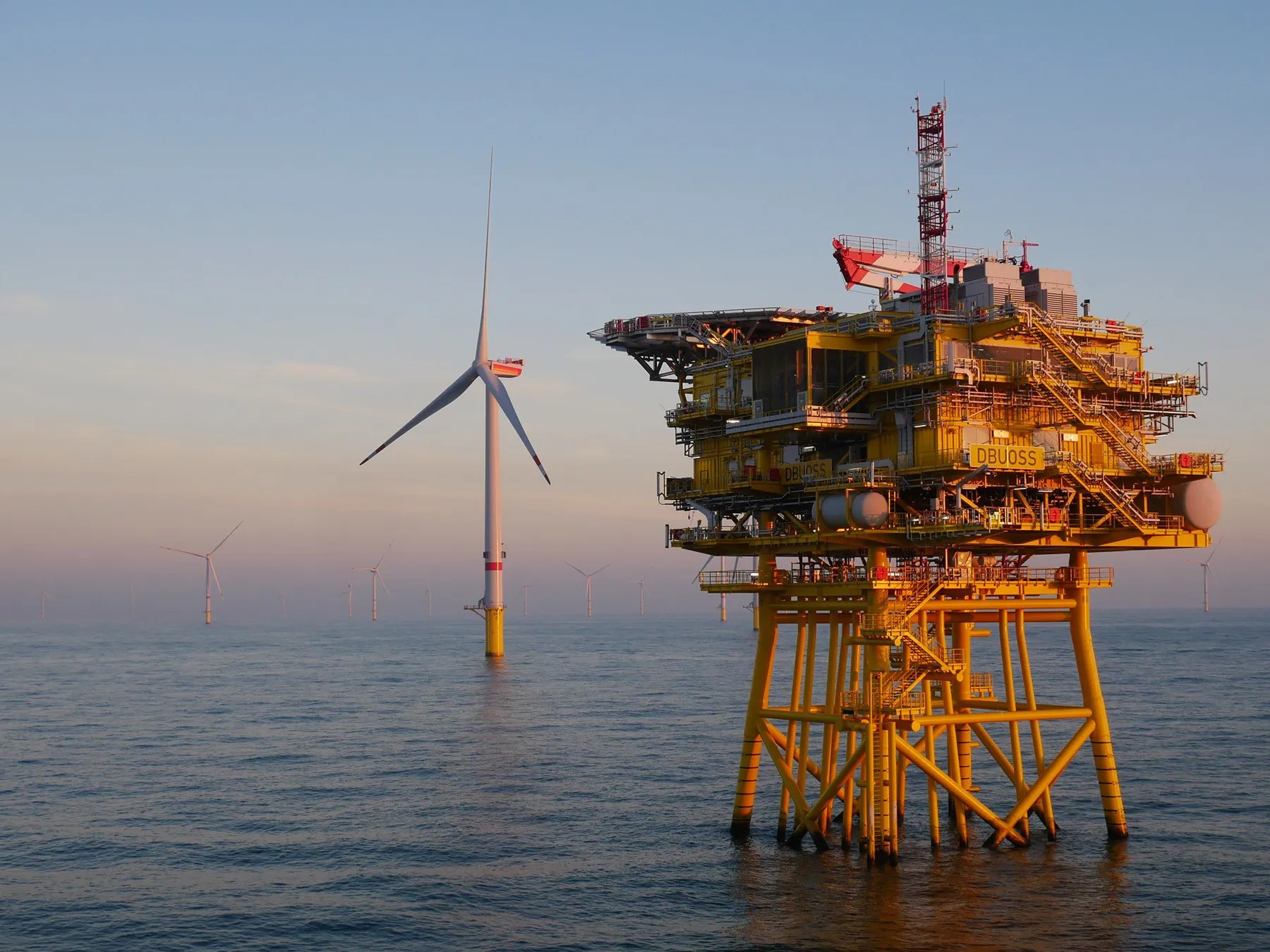 Kent has secured $ 1.2 billion (€1.1 billion) in new contracts in the ...